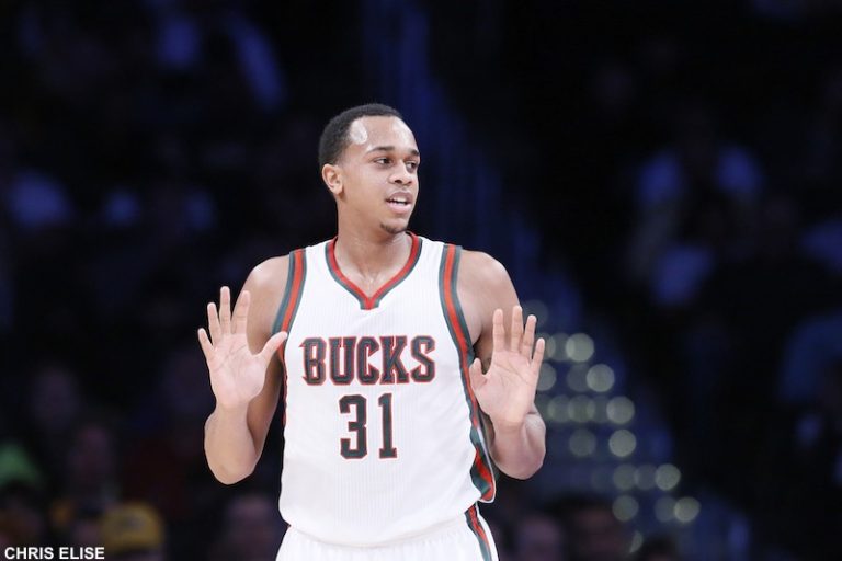 John Henson officialise sa retraite