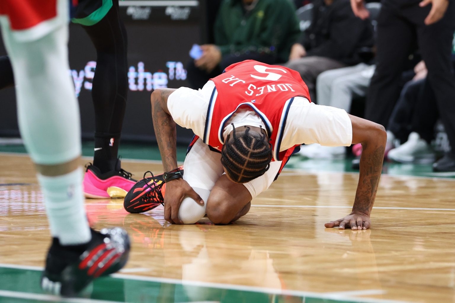 On ne reverra pas Derrick Jones Jr. avant 2026