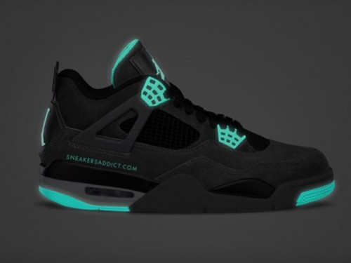 Jordan Brand : la Jordan 4 va briller dans le noir • Basket USA