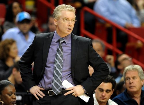 Joe Prunty reste candidat à Milwaukee | NBA