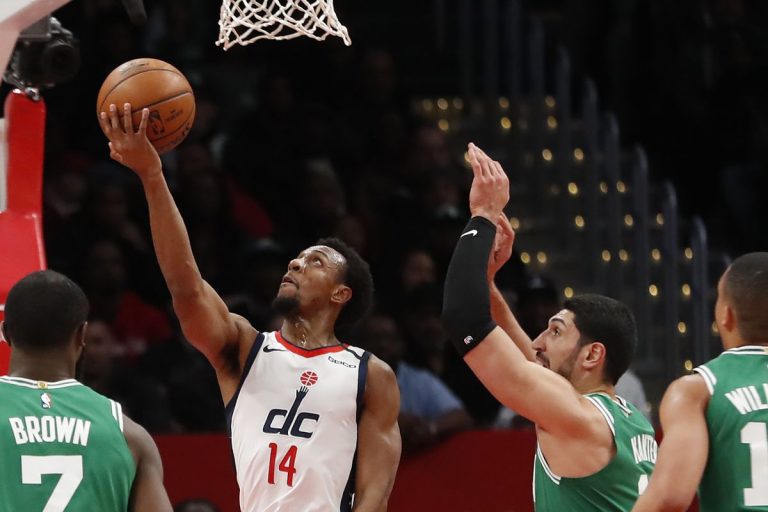 Ish Smith, le "journey man" devenu MVP d'un soir • Basket USA