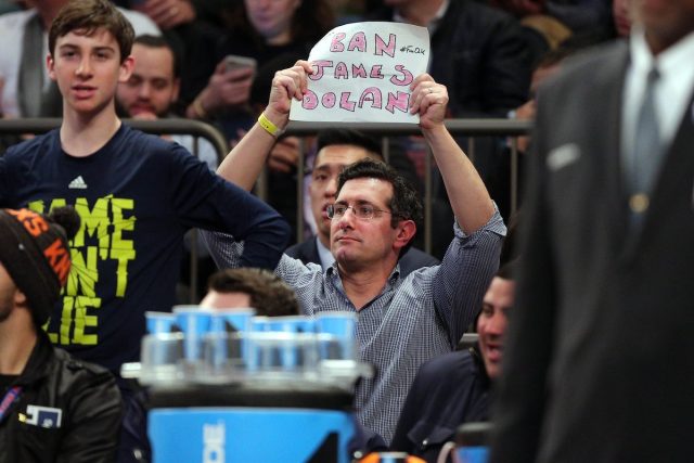 Pourquoi et comment James Dolan bannit les fans des Knicks • Basket USA