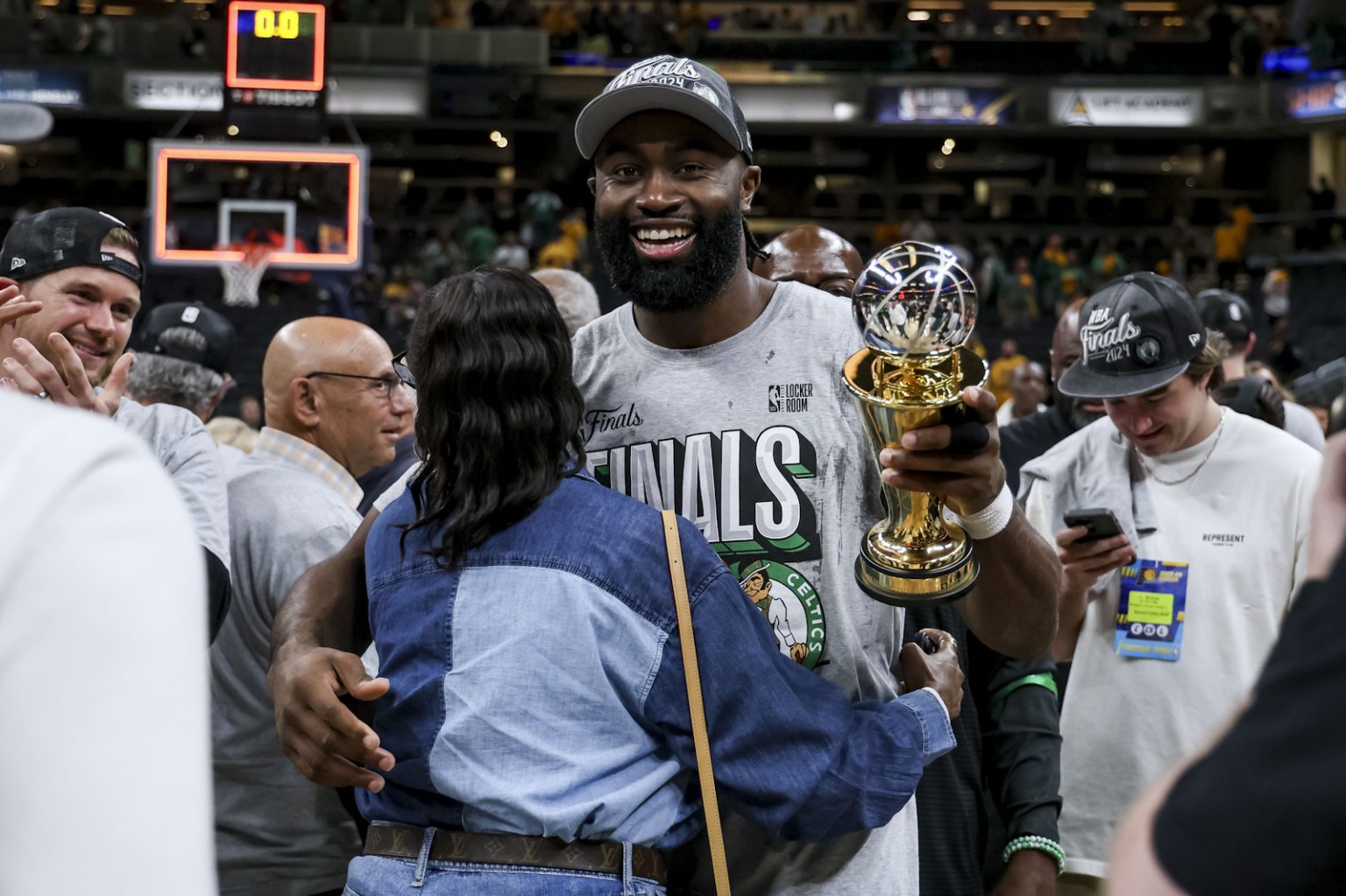 Jaylen Brown élu MVP de la finale de la conférence Est • Basket USA