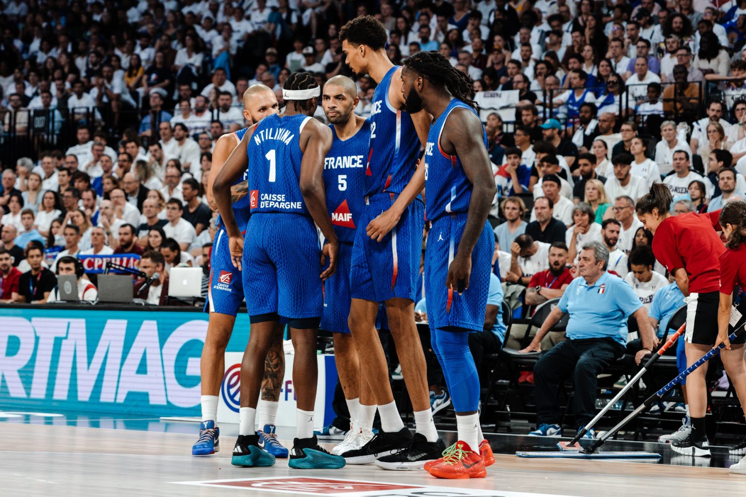 Reportage | Puissance 4, au cœur de la préparation des Équipes de ...